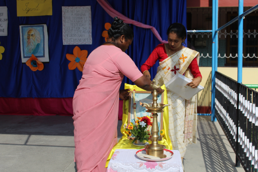 Image Gallery - Holy Cross School, Nichitpur